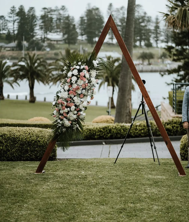 Triangle Arbour - Game Street Event Hire